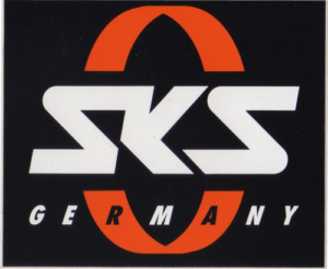 120201_sks_logo_sticker | Pursuit Kids / e-store